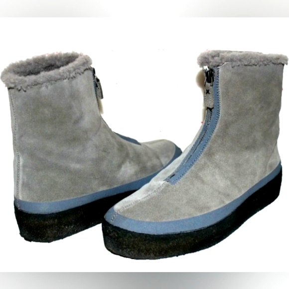 Clarks | Shoes | Clarks Originals Jez Iglu Gray Premium Suede Shearling ...